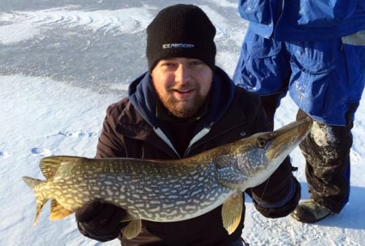 Great Lakes Pike Hammering Fire Dye & Fire Brine Live and Dead Bait ...